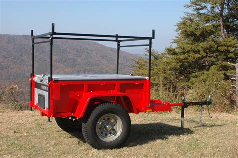Features Morris Mule Trailer Company