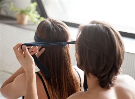 Experimente estes jogos de sexo e quebre a monotonia da relação