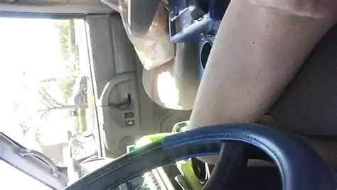 Naakt Op Een Parkeerplaats XHamster