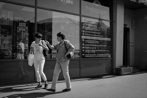 배경 화면 얼굴 사람들 화이트 검은 늙은 여자들 단색화 초상화 눈 시티 모스크바 도로 사진술 닫다 유행 소니 러시아 제국 생명 유럽