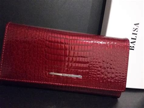Гаманець жіночий шкіряний червоний лаковий на дві блискавки Balisa 9 з монетницею на блискавці