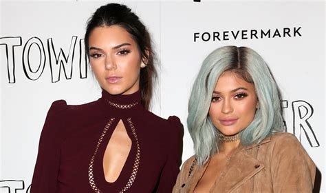 Kendall And Kylie Jenner Show Off Their Bikini Bodies By The Pool