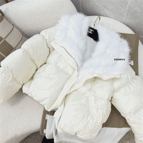 당일 젤리 퍼 숏 패딩 밍크 카라 크롭 패딩 도톰 베이직 기본 페이크퍼 점퍼 잠바 아우터 겨울 크리스마스 연말룩 데일리룩 2color 에이블리