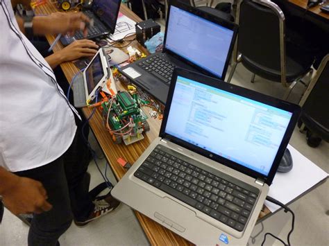 App Inventor บทสรุปส่งท้ายสำหรับการพัฒนาแอปพลิเคชั่นบนอุปกรณ์แอนดรอยด์ เพื่อควบคุมหุ่นยนต์