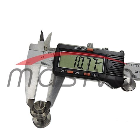 Čep NosaČa NoŽa Roto Kose Fahr Fi12 18 59 0464 Masiva