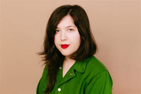 Lucy Dacus Hd Wallpaper Elegant Portrait Background 2400x1600