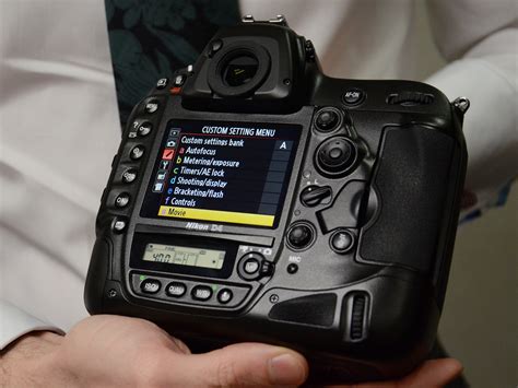 Nikon D4 Overview Dpreview Photography News Gear Reviews And Community
