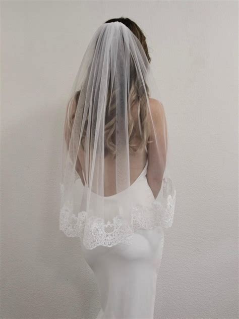 Short Lace Wedding Veil Lace Traditional Veil Mini Bridal Veil
