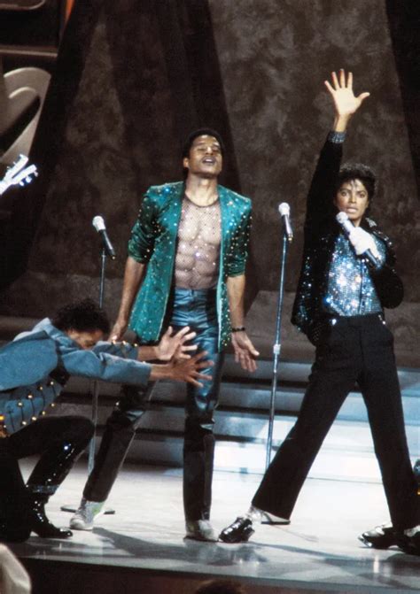 Michael Jacksons Iconic Fashion Style The King Of Pops Belts