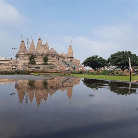 Premium Photo Baps Temple