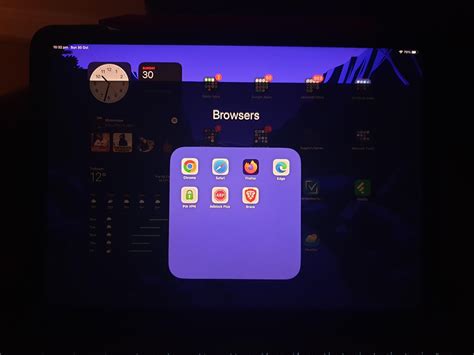 anyone else having this issue and is there a fix when i open a folder