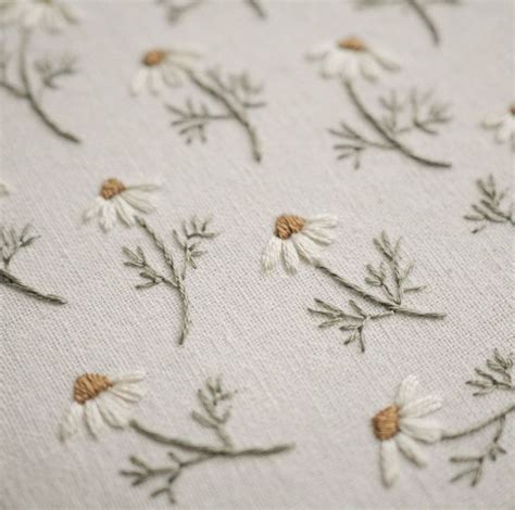 Coneflowers ⠀ ⠀ ⠀ ⠀ ⠀ ⠀ ⠀ ⠀ ⠀ ⠀ 바이제이미 감성자수 플라워자수 꽃자수 프랑스자수 프랑스자수독학 프랑스자수도안 손자수 자수 자