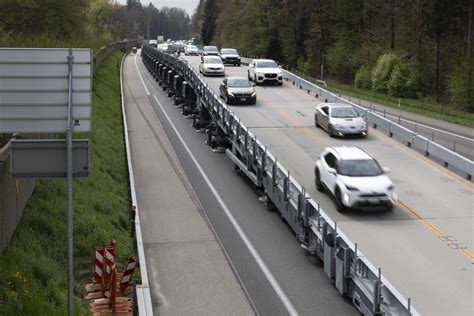 Swi Swissinfoch Die Astra Bridge Eine Mobile Autobahnbrücke In