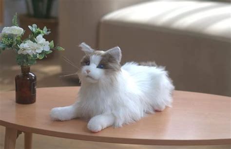 Metacat Lifelike Robot Cat With Dynamic Eyes