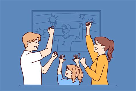 가족은 Tv에서 축구 공을보고 선수들이 득점 한 골을보고 승리를 축하합니다 Championship에 대한 스톡 벡터 아트 및 기타 이미지 Championship 가족