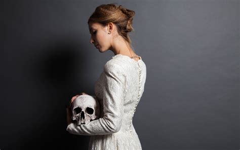배경 화면 여자들 모델 초상화 티셔츠 사진술 드레스 유행 두개골 봄 의류 신부들 인물 사진 사진 촬영 1680x1050