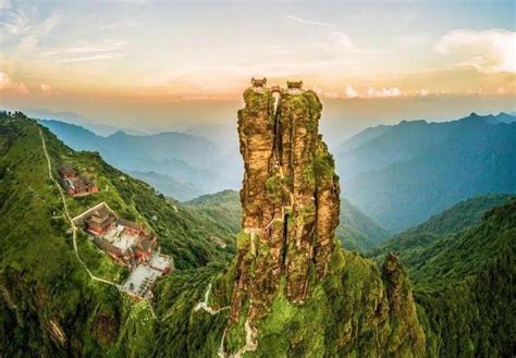 铜仁市新型产融研究院带你走进 世界自然遗产地”——铜仁梵净山中金在线财经号