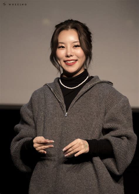 89 Wheein Ideas In 2025 Wheein Mamamoo Mamamoo Moonbyul