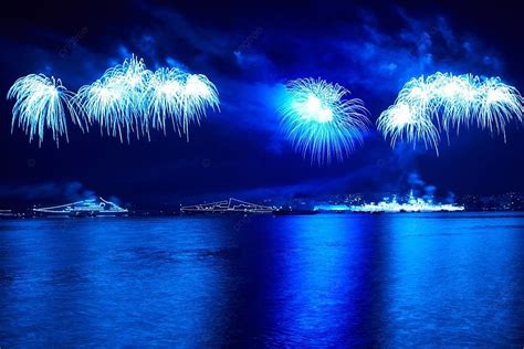 검은 하늘 배경에 파란색 화려한 불꽃 놀이 그림 물감 폭발 공장 배경 일러스트 및 사진 무료 다운로드 Pngtree