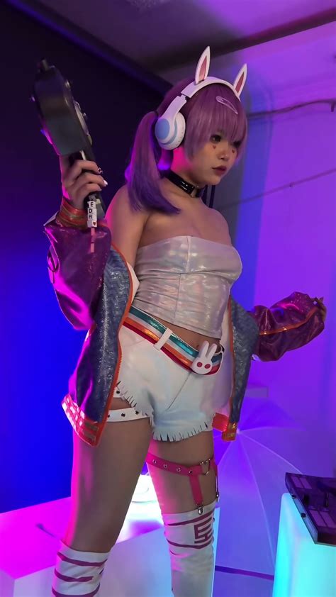 Zinieq Cosplay Compilation