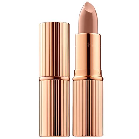 Golden Globes 2024 Nude Lipstick Trend On Selena Gomez Billie Eilish