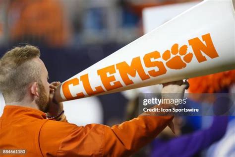 376 Clemson Cheerleader Photos And High Res Pictures Getty Images