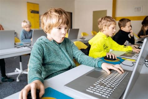 577297개의 Computer Programming 로열티 프리 사진 및 스톡 이미지 Shutterstock