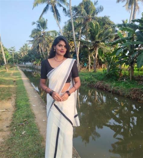 Revathy Sampath Shocking Alleged Sexual Assault Against Siddique Said Door Was Locked बेटी