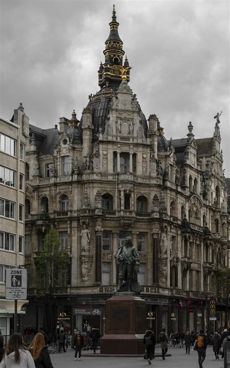ヨーロッパの建築の写真 Unsplashで無料写真をダウンロードする