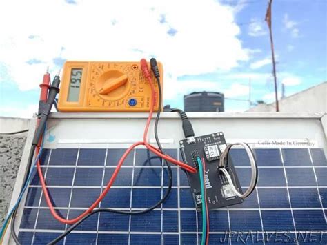 lora powered solar pv monitoring system with blues andqubitro