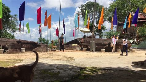 ថ្មបីដុំ ពូកែសាកស័ទ្ធ នៅលើកំពូលភ្នំត្បែង ខេត្តព្រះវិហារ Youtube