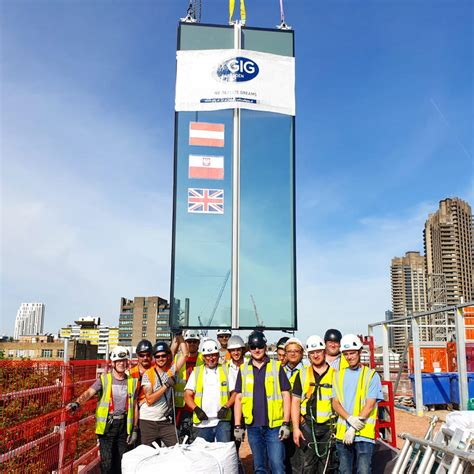 Stuart Shannon On Linkedin The Final Unitised Panel Being Install With The Tower Crane At