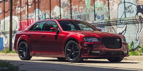 Red Chrysler 300