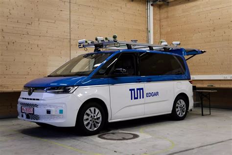 Ethical Algorithm For Autonomous Driving Weighs Risks Inside Autonomous Vehicles