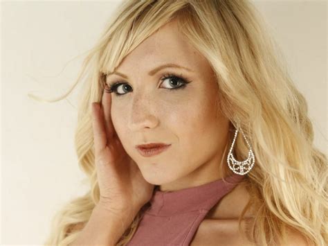 Sunshine Girl Nevada Toronto Sun