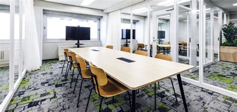 Company 株式会社lassic（ラシック）