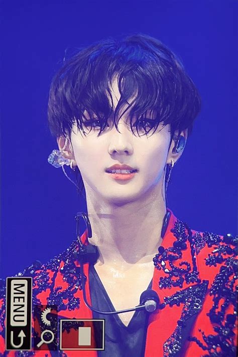 ً On Twitter He Looks Like A Fucking Animated Character Like The Eye Makeup