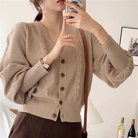 [크롭아방핏 고퀄][premium] 캐시꽈배기벌룬가디건 에이블리