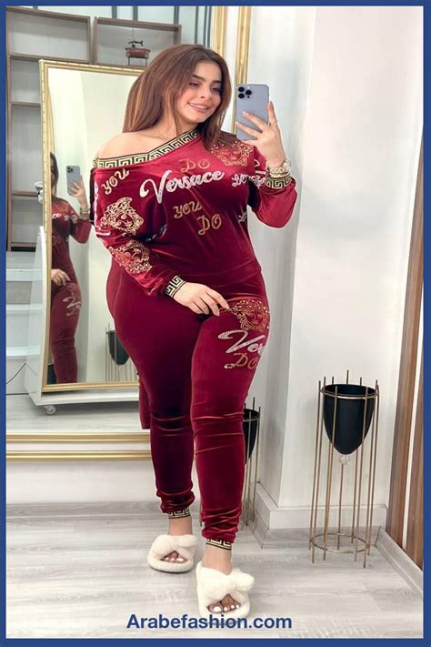 ملابس نسائية موضة ازياء نسائية رسمية و قصيرة للبيت Arabic Loungewear Velvet Night Suit For