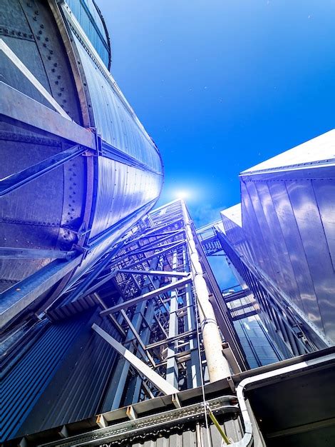 Premium Photo Big Industrial Container Construction Large Tower Storage Container