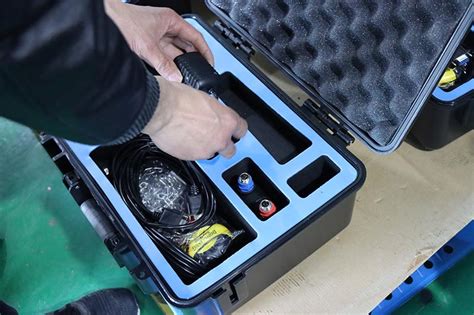 Portable Clamp On Sensor Digital Ultrasonic Flow Meter Qandt Instrument