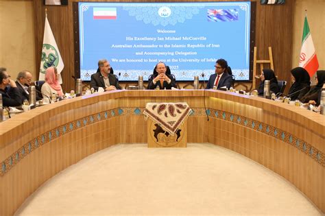سایت اصلی دانشگاه اصفهان دیدار سفیر استرالیا با رئیس دانشگاه اصفهان؛ گامی در جهت تقویت همکاری