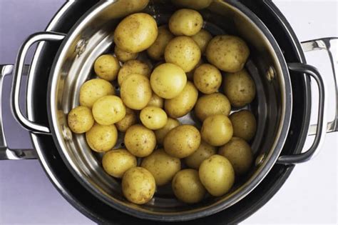 How To Steam Potatoes Easy Healthy Recipes