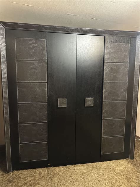 Велика стильна шафа 35 000 грн Меблі для вітальні Київ на Olx