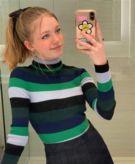 All The Stars Sam Thomas Stijl Haar Tiener Modellen Kleding