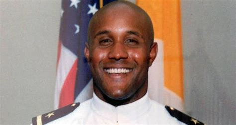 Christopher Dorner The Ex Cop Who Went On A Shooting Spree In L A