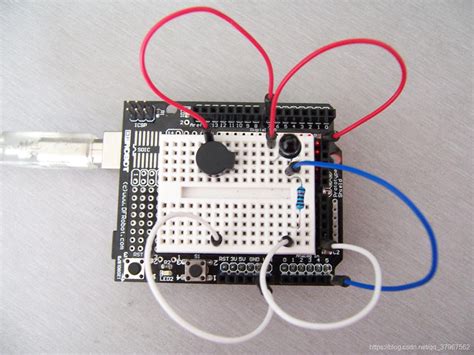 Arduino实验十——火焰报警实验火焰传感器红外接收三极管传感器 Csdn博客