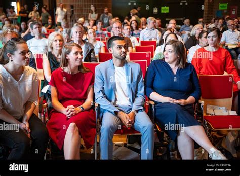 Emily Buning Fotos Und Bildmaterial In Hoher Auflösung Alamy