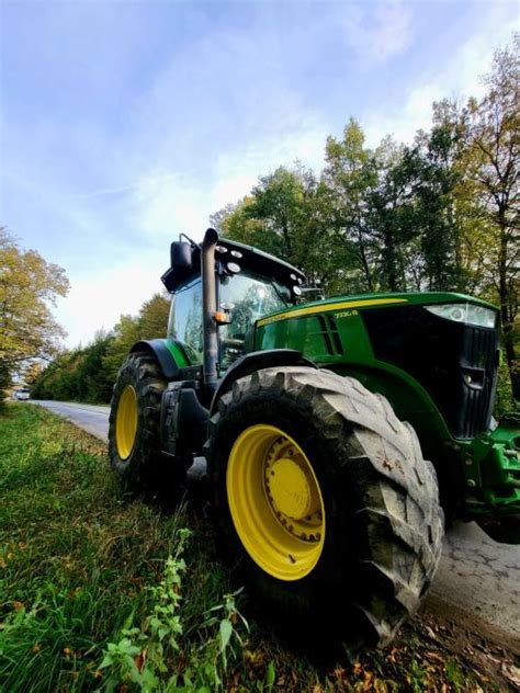 John Deere 7230r
