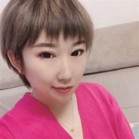 Xiao Xin Remembers The 1980s Youtube